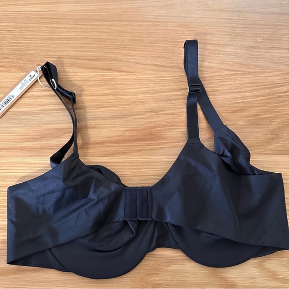 SKIMS | Intimates & Sleepwear | Skims Smoothing Intimates Full Coverage ...